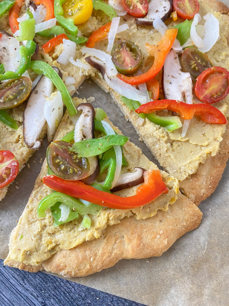 Garlic Hummus & Garden Veggie Flatbread - Peanut Butter and Jilly