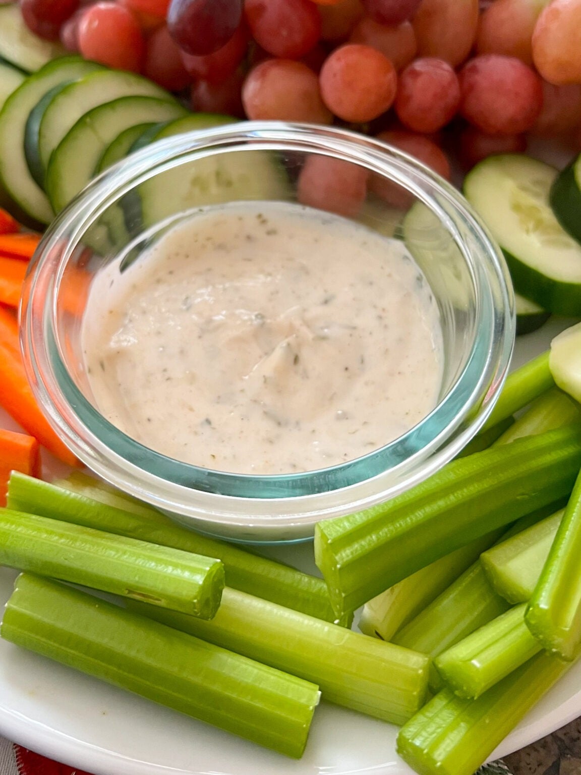 How To Make Healthy Ranch Dip - Peanut Butter and Jilly