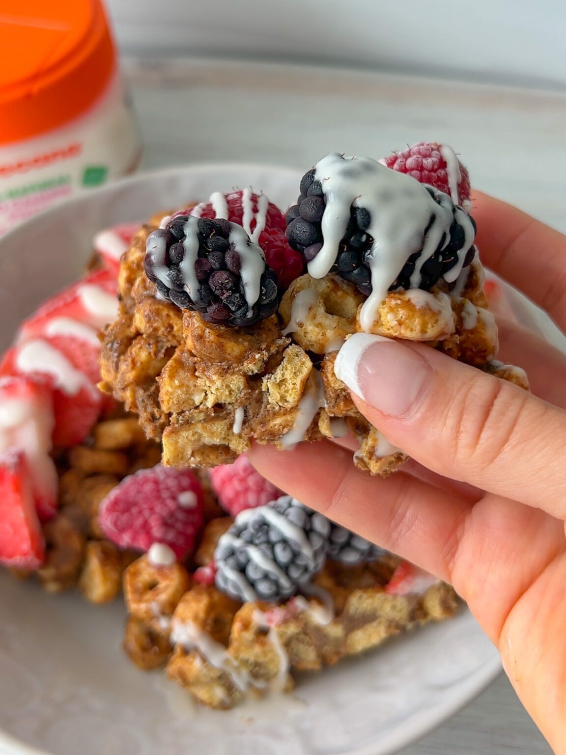 Mixed Berry Cereal Bars - Peanut Butter and Jilly
