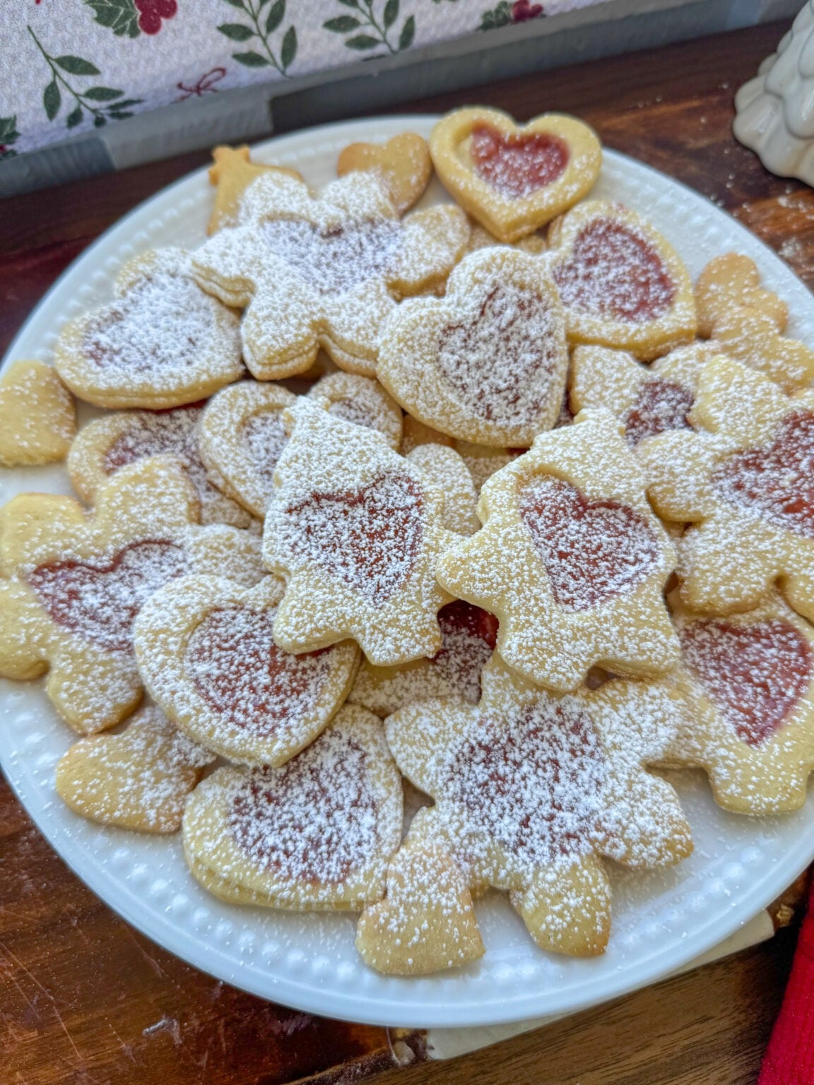 Linzer Sugar Cookies - Peanut Butter and Jilly